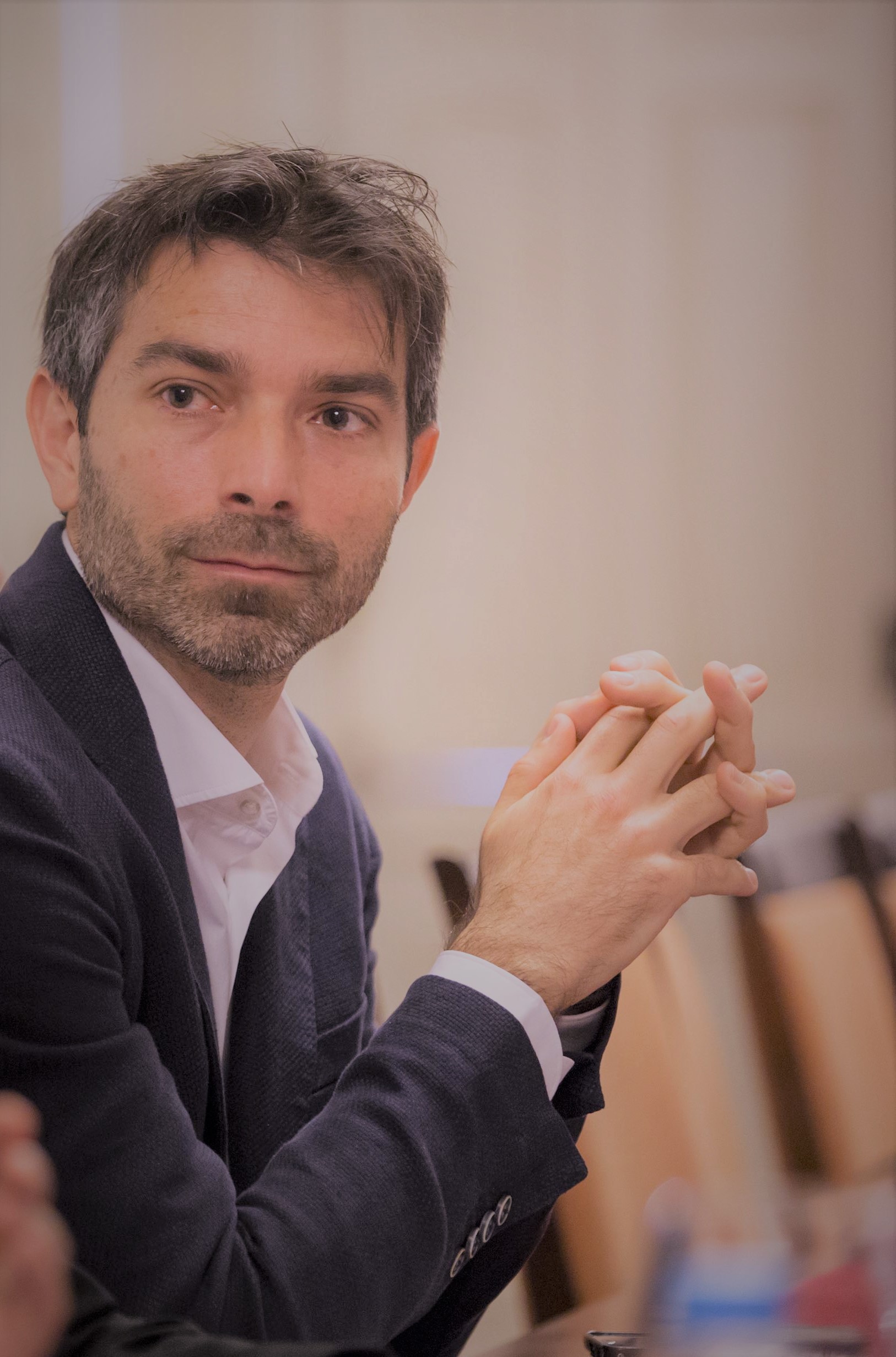 Dr. Manuel Linares Rufo